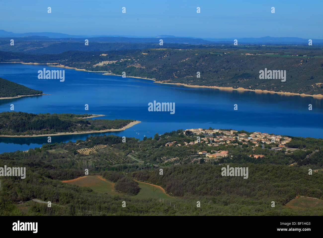 The SAinte Croix lake in the Verdon national park Stock Photo - Alamy