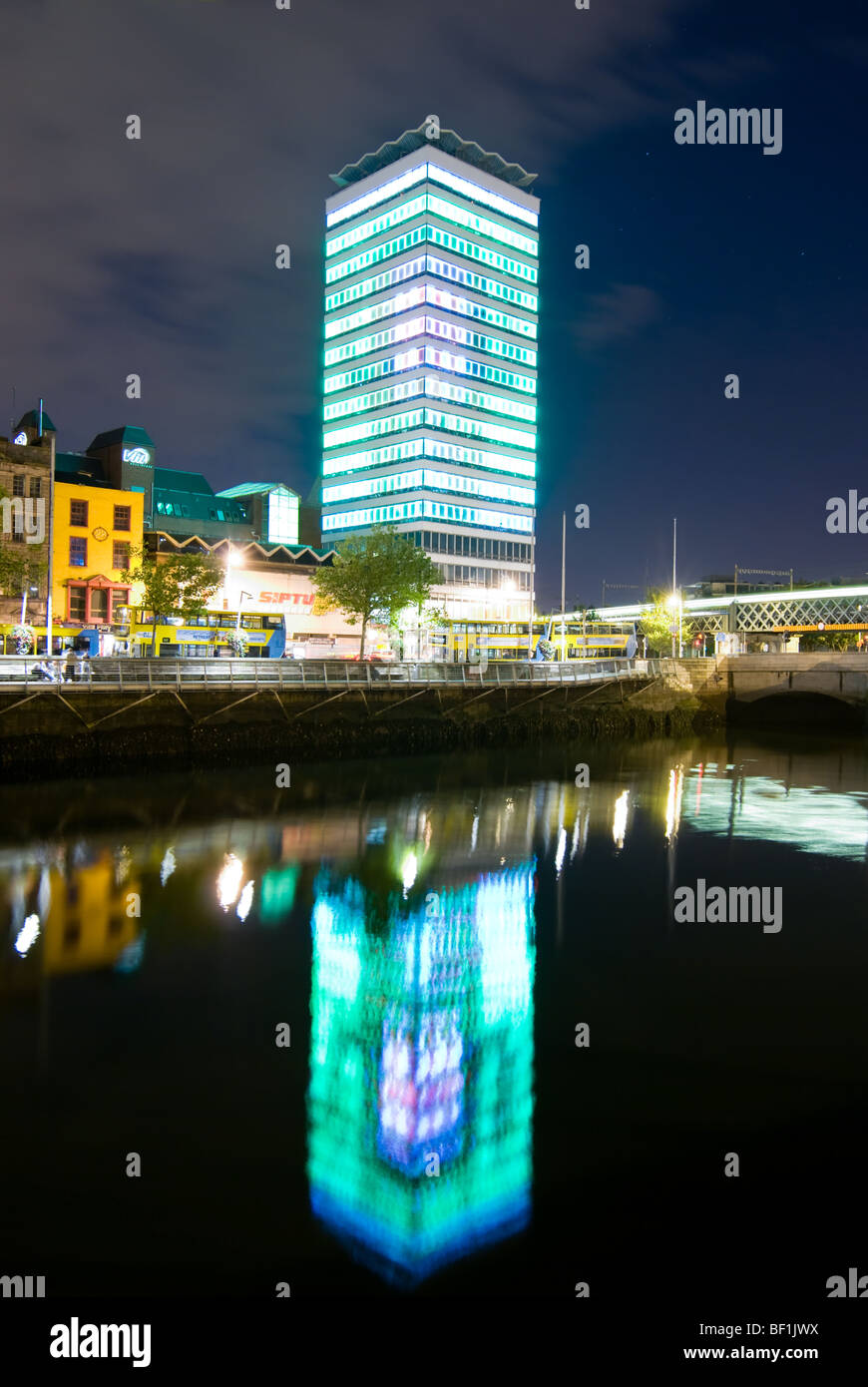 Liberty Hall illuminated with animations as part of the Playhouse 2009 ...