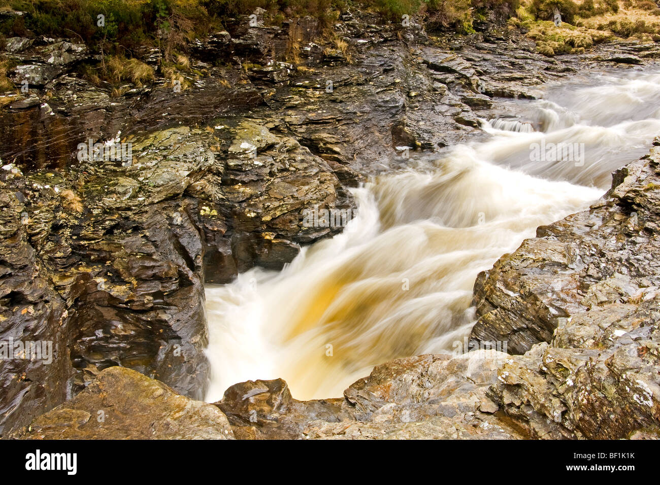 The Linn of Dee flowing through the gorge in Glen Lui Cairngorm ...