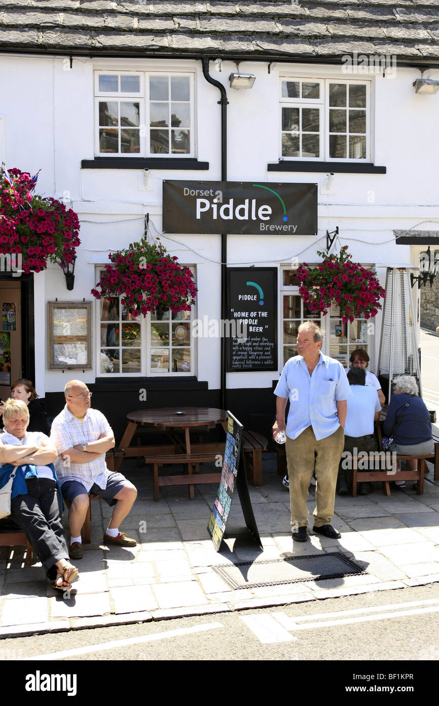 A Dorset Piddle Brewery Pub here in Swanage Stock Photo - Alamy