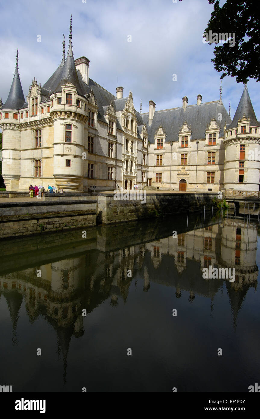 Azay- le- Rideau chateau. Castle of Azay-le-Rideau,built in Renaissance ...