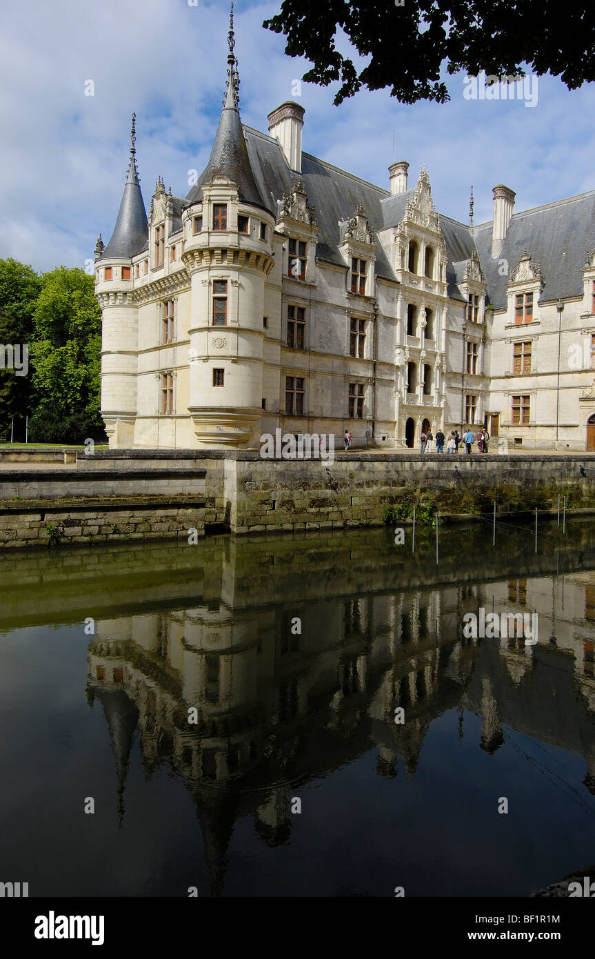 Azay- le- Rideau chateau. Castle of Azay-le-Rideau,built in Renaissance ...