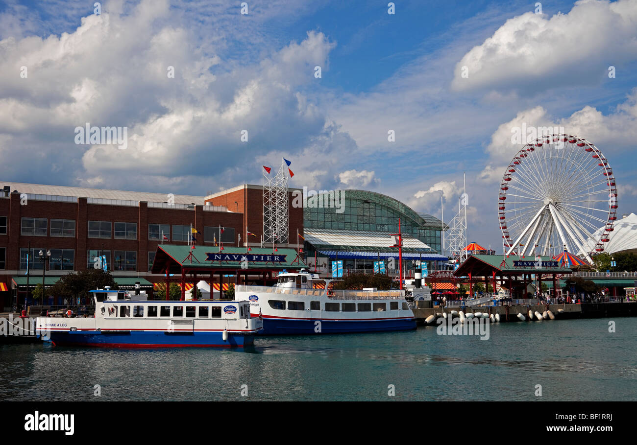 Navy pier hi-res stock photography and images - Alamy