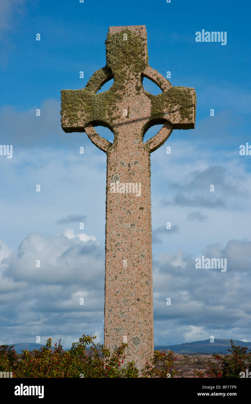 Iona cross hi-res stock photography and images - Alamy