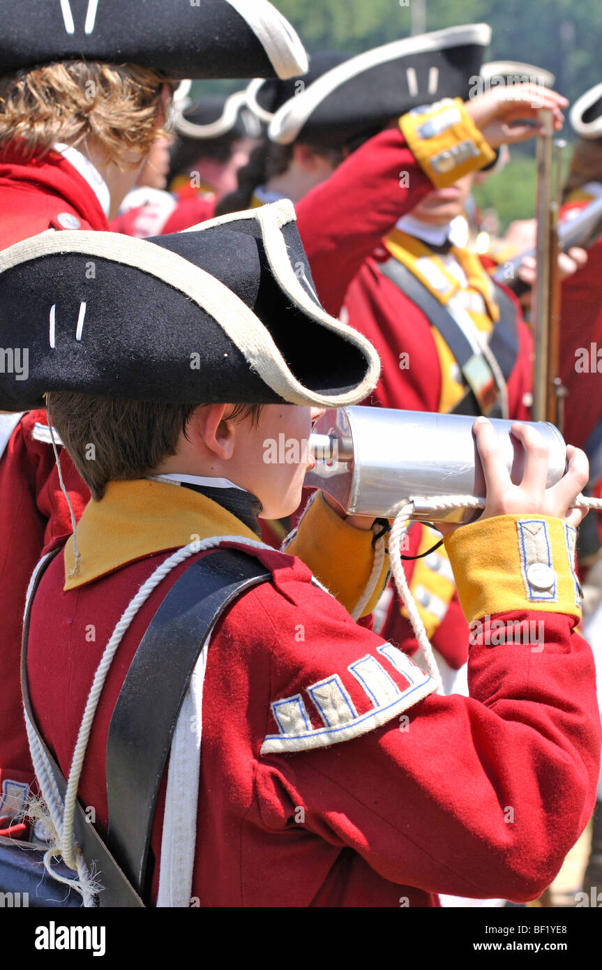 British Redcoats - costumed American Revolutionary War (1770's) era re ...