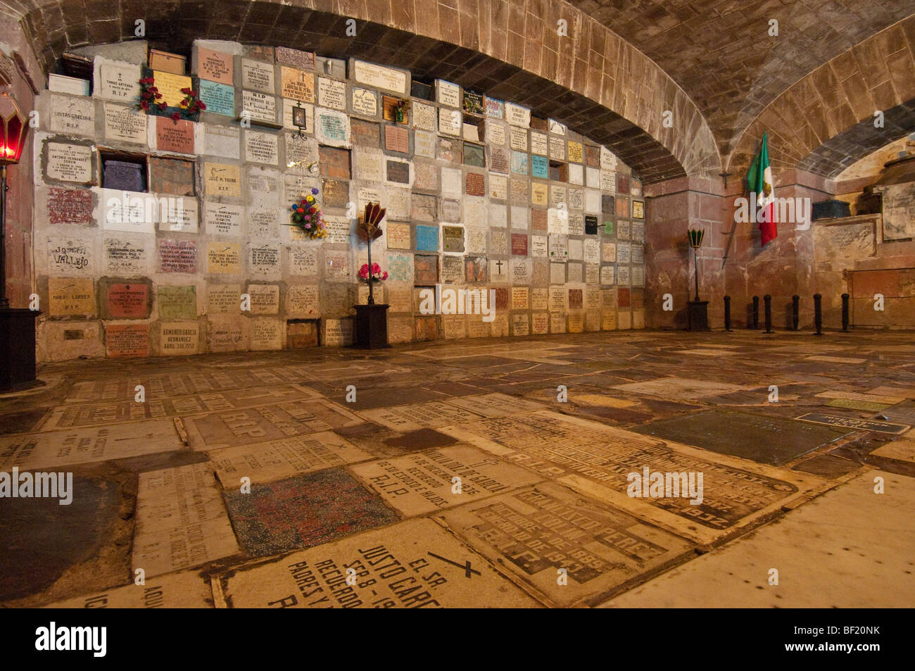 Crypt beneath the altar at La Parroquia, the famous parish church of ...
