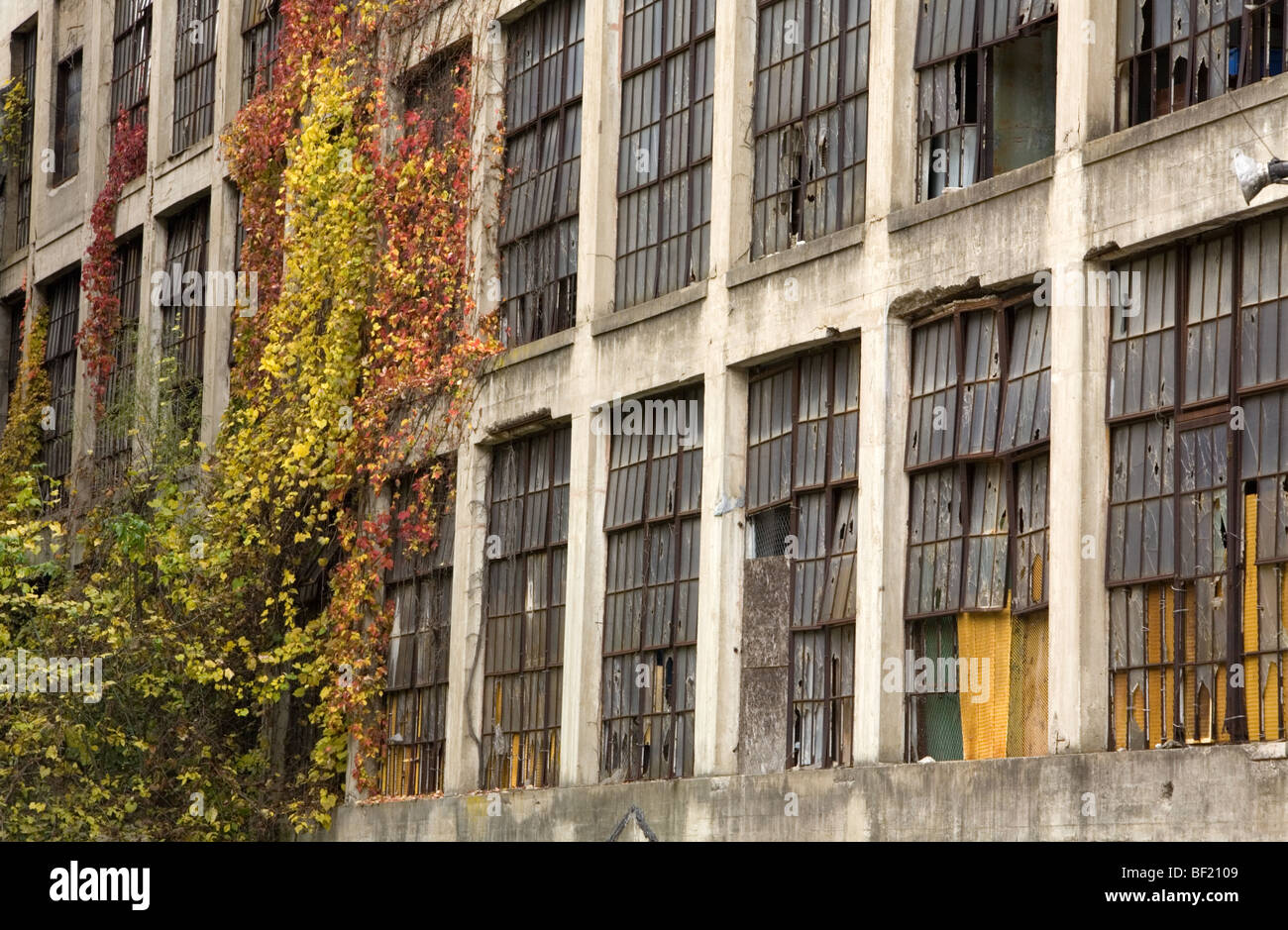 Cartridge factory hi-res stock photography and images - Alamy