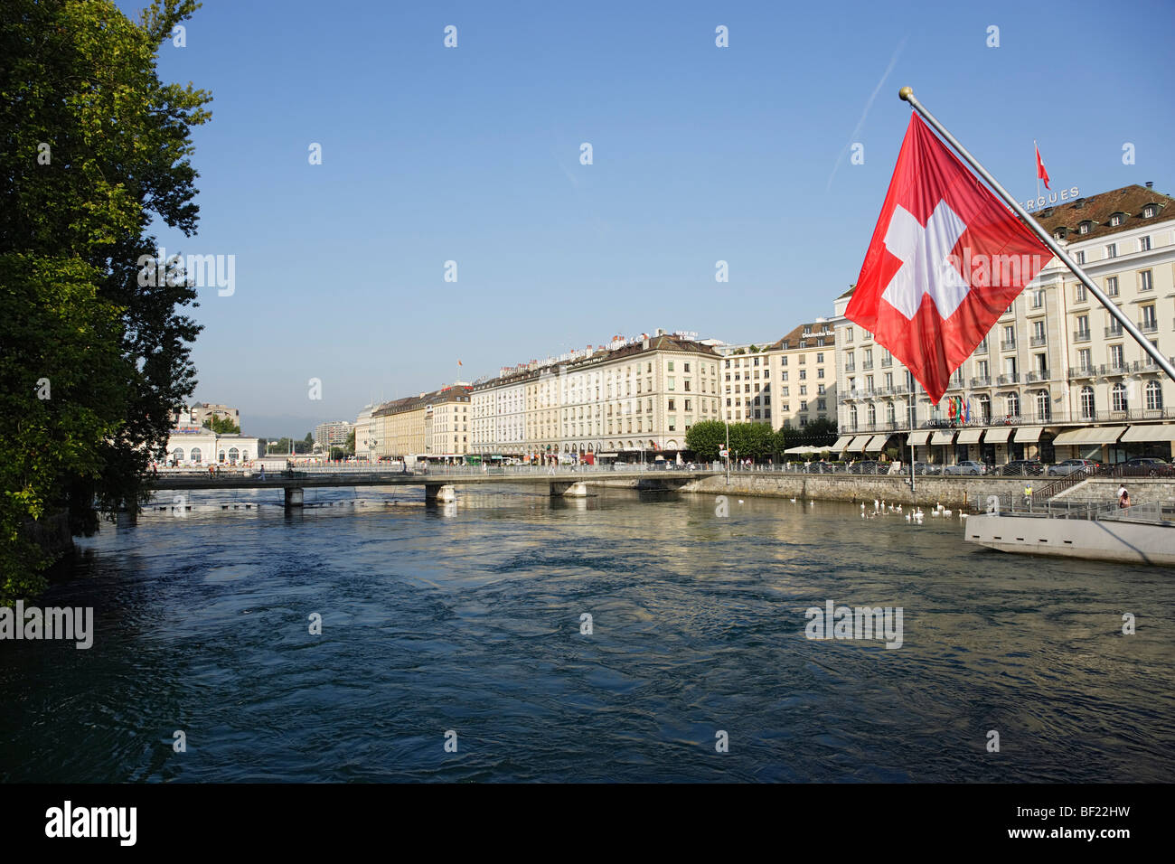 Geneva river rhone bridges hi-res stock photography and images - Alamy