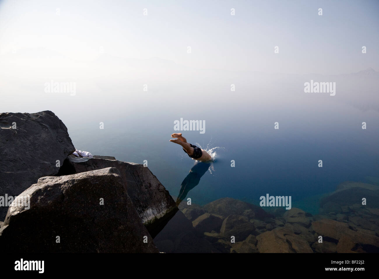 Diving from the rocks hi-res stock photography and images - Alamy