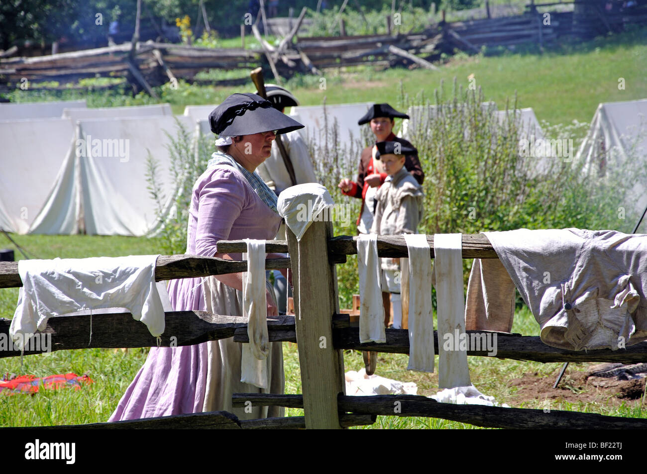 Life in military tent camp - costumed American Revolutionary War (1770 ...