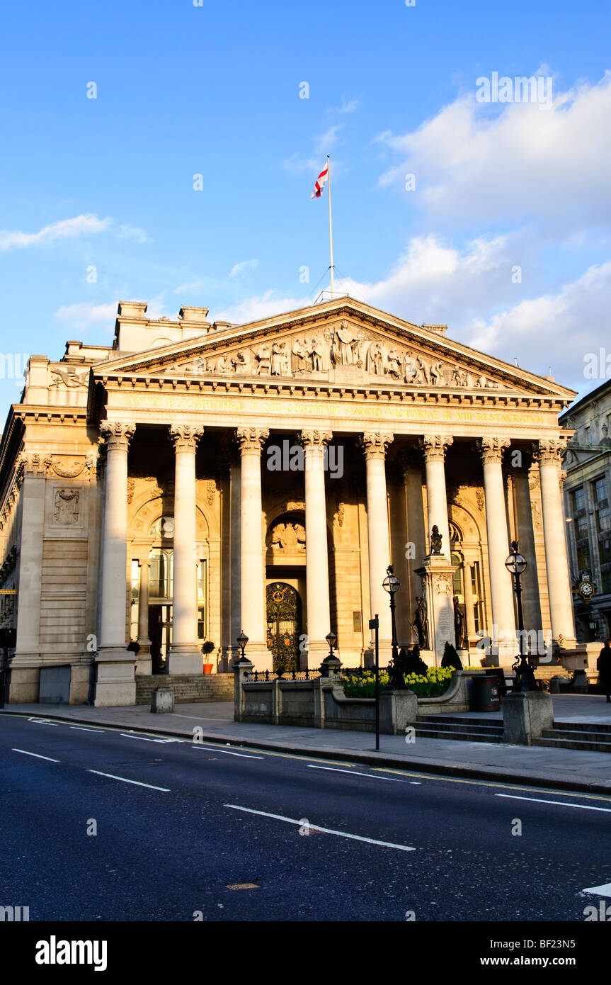 Royal exchange building hi-res stock photography and images - Alamy