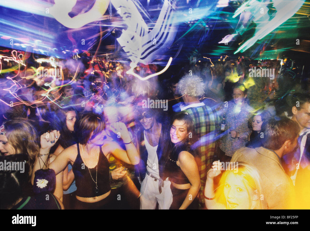 Ministry of sound club london hi-res stock photography and images - Alamy