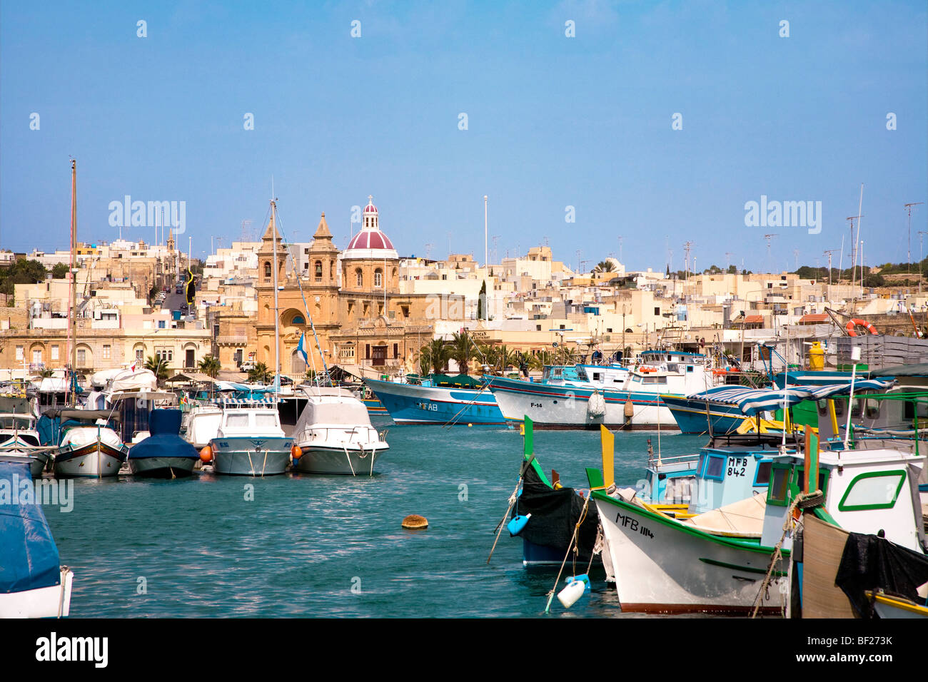 Boats in front church hi-res stock photography and images - Alamy
