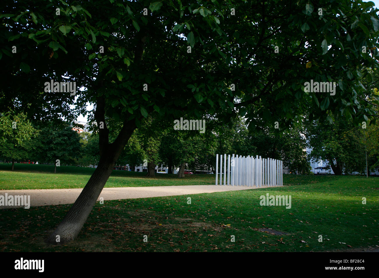 London bombing memorial hyde park hi-res stock photography and images ...