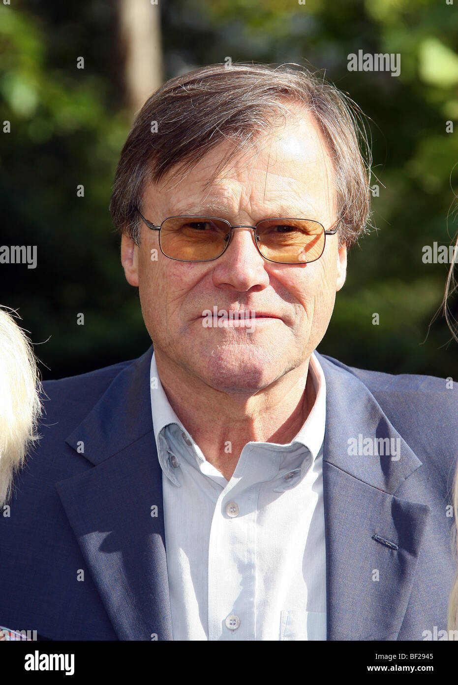 DAVID NEILSON CORONATION STREET ROMANIAN HOLIDAY PHOTOCALL GRANADA ...