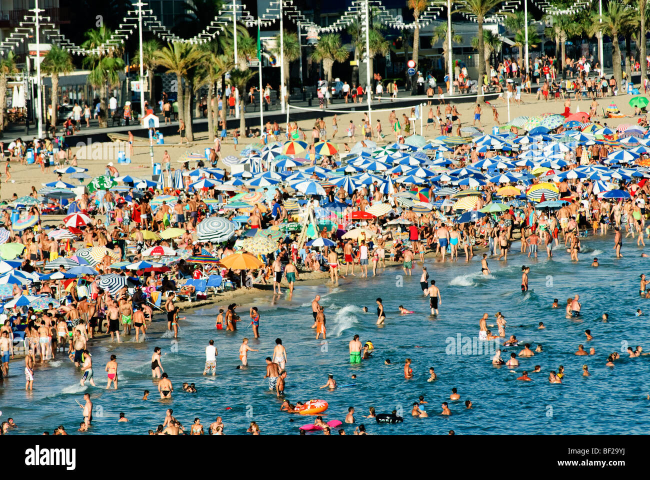 Benidorm beach crowd hi-res stock photography and images - Alamy