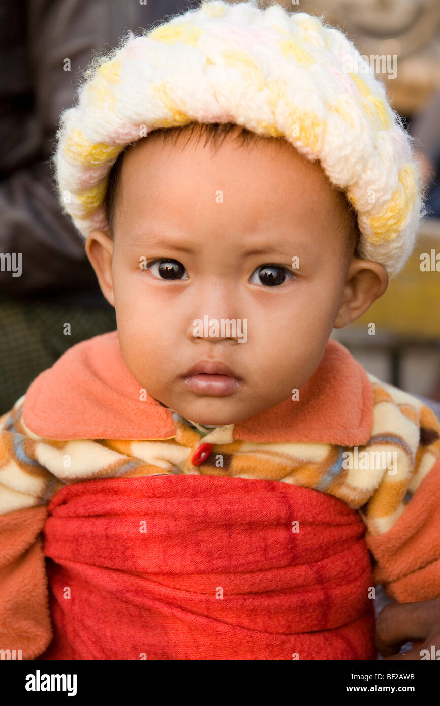 Burmese boy in Mandalay, Myanmar, Burma Stock Photo - Alamy Burmese boy in Mandalay, Myanmar, Burma Stock Photo - Alamy