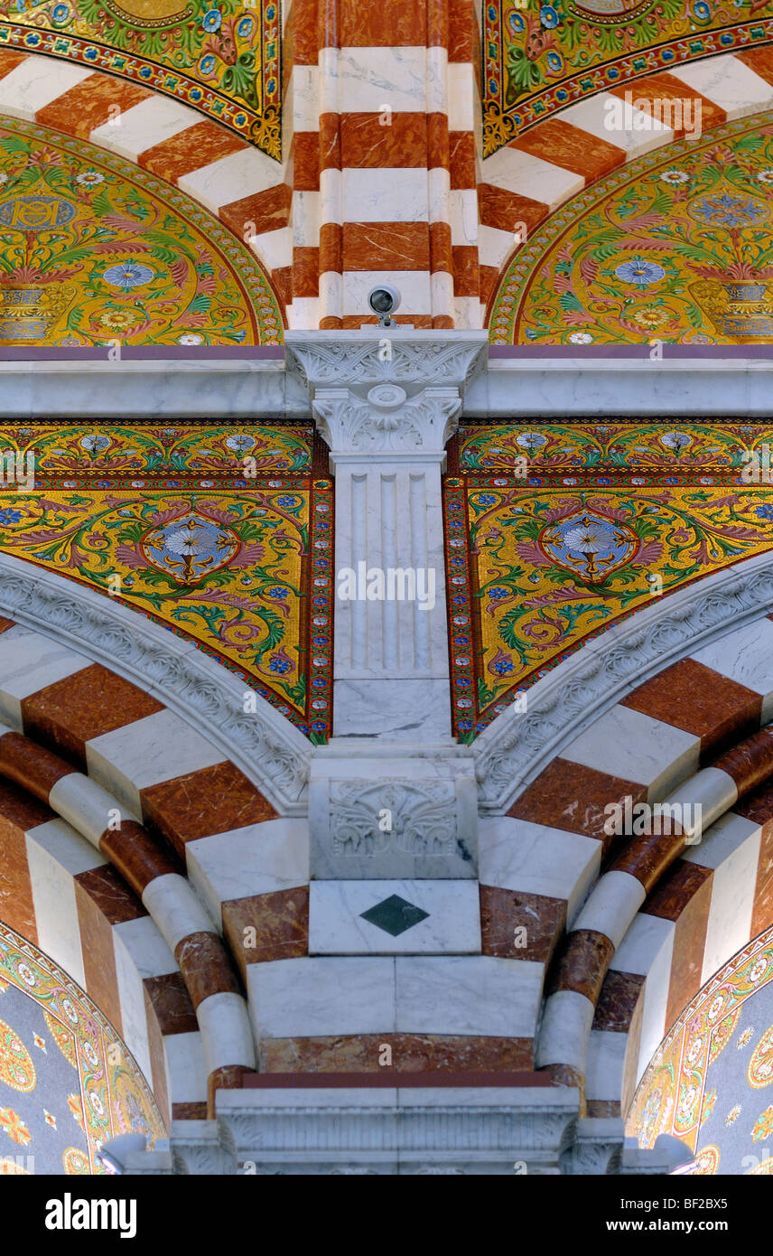 Filigree stonework hi-res stock photography and images - Alamy