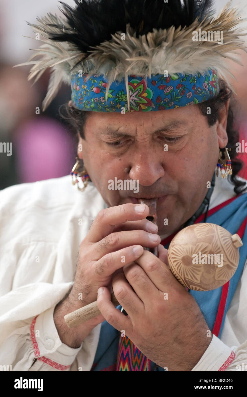 Aztec dance hi-res stock photography and images - Alamy
