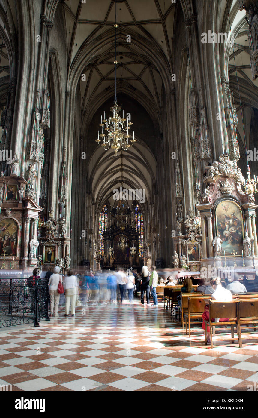 Interior cathedral gothic hi-res stock photography and images - Alamy