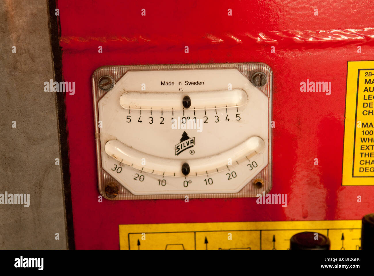 Angle indicator / spirit level on fire service Hydraulic Platform Stock ...