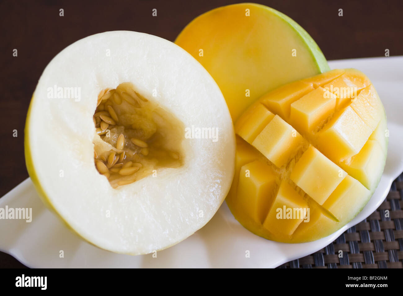 Mango cross section hi-res stock photography and images - Alamy