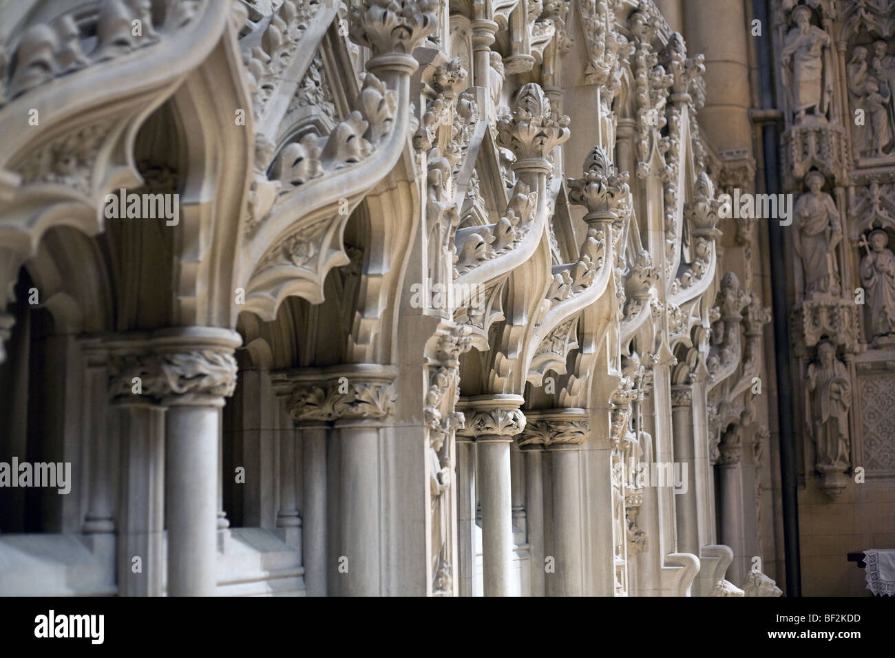 Carving arches stone hi-res stock photography and images - Alamy