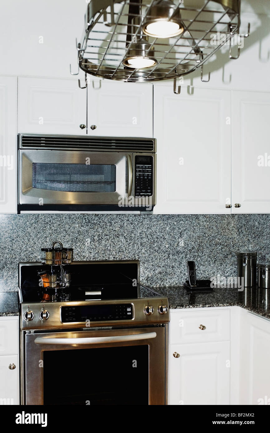 Kitchen counter stock photos hi-res stock photography and images - Alamy