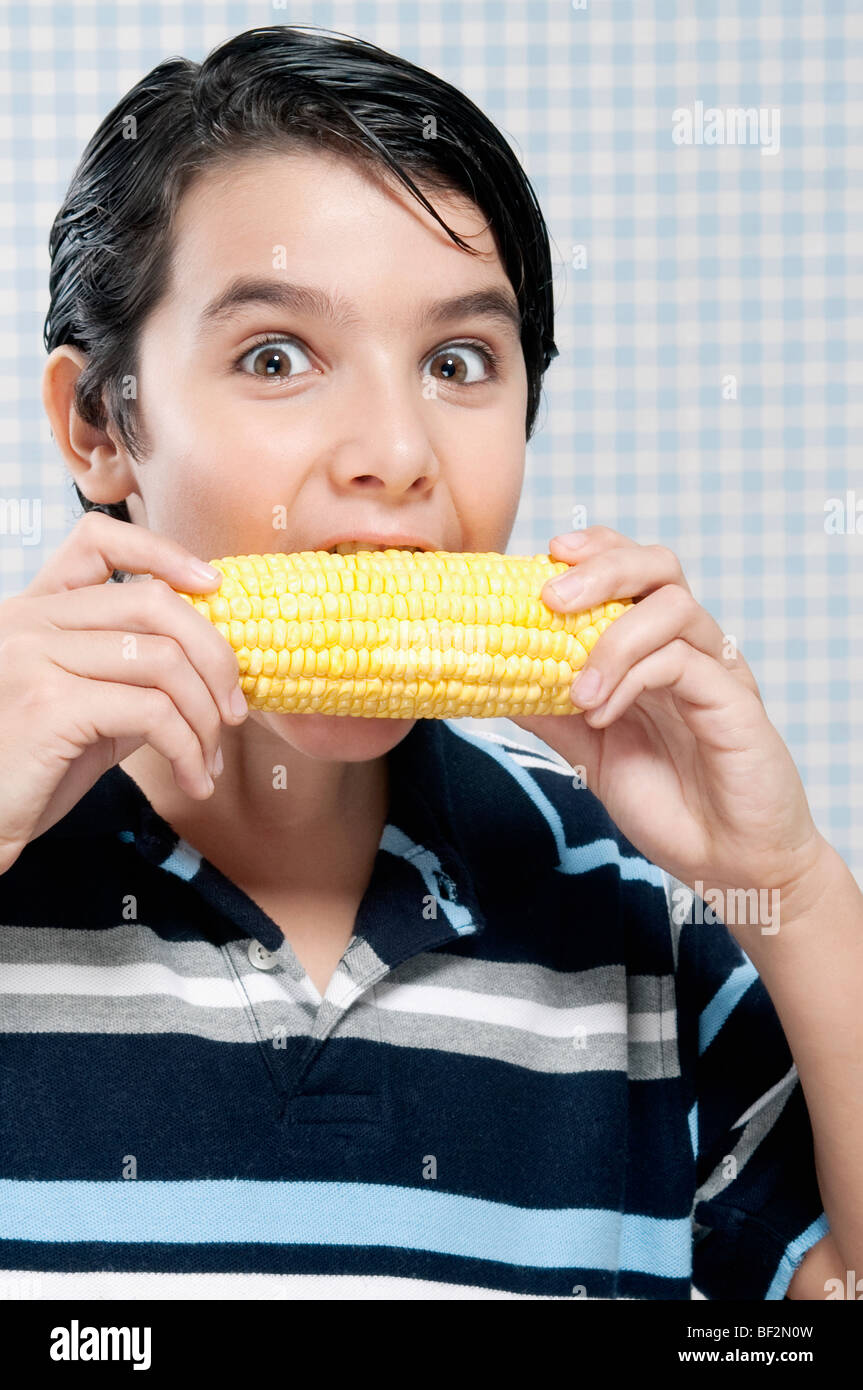 Sweetcorn only view hi-res stock photography and images - Alamy