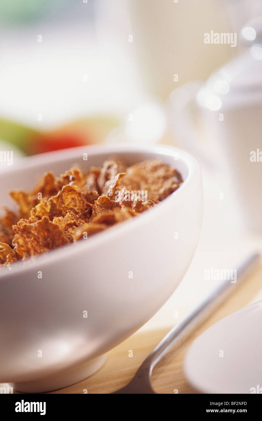 Close-up of a bowl of cornflakes Stock Photo - Alamy