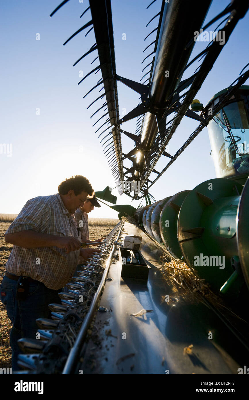 Field maintenance hi-res stock photography and images - Alamy