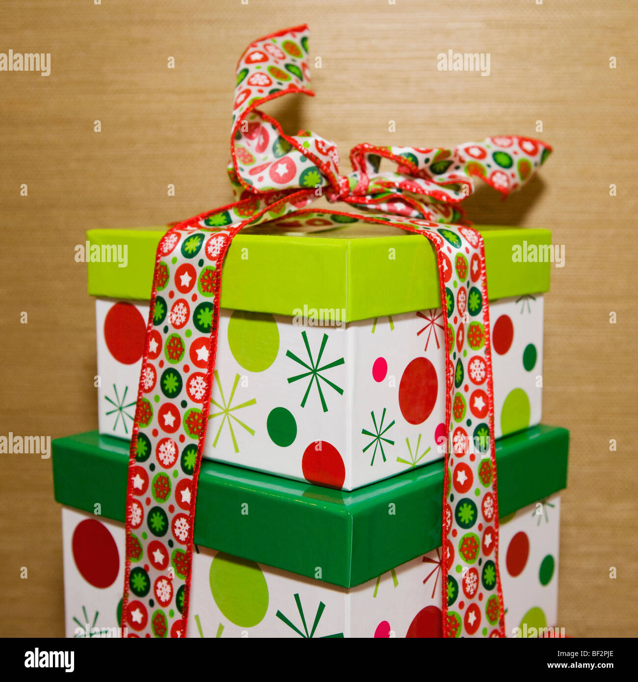 Ups boxes hi-res stock photography and images - Alamy