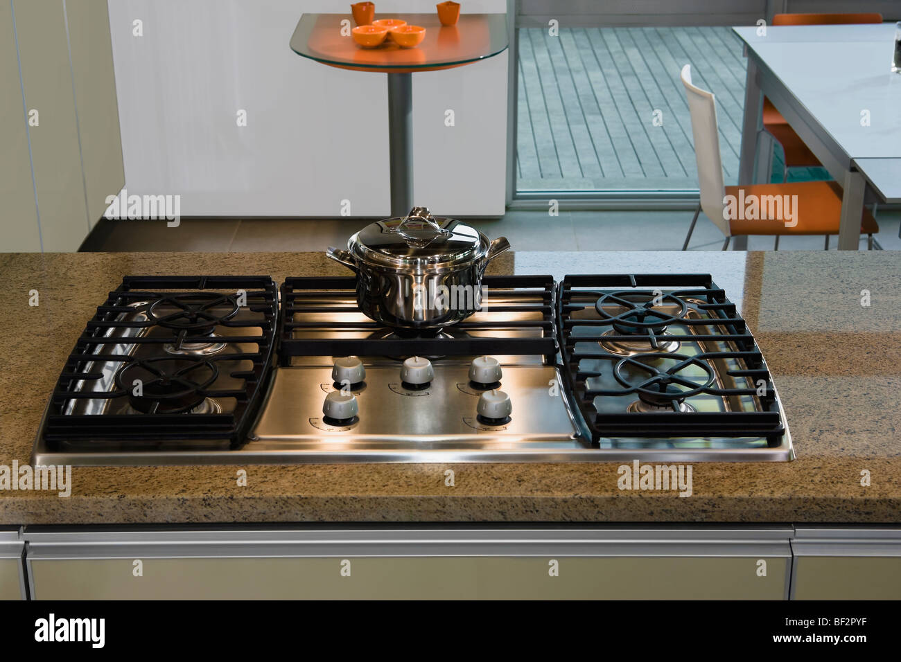 Stove on a kitchen counter Stock Photo - Alamy