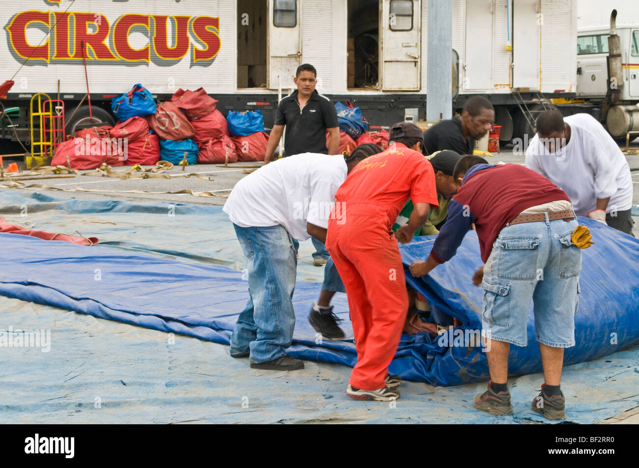 Clyde Beatty Cole Brothers Bros. Circus largest traveling show under ...