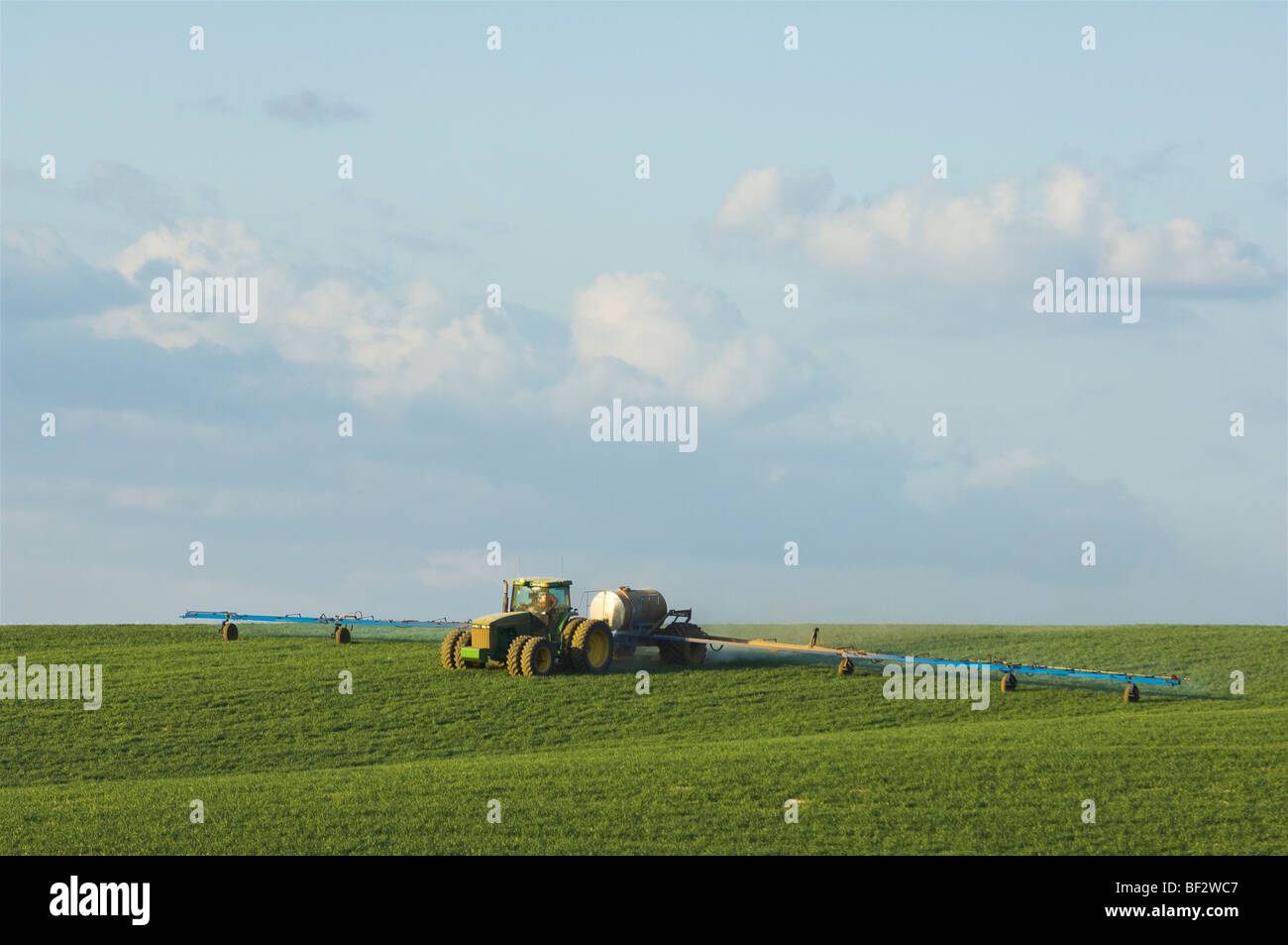 Chemical weed control hi-res stock photography and images - Alamy
