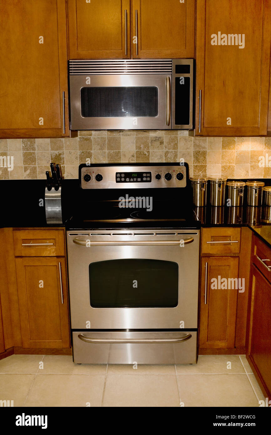 Kitchen counter stock photos hi-res stock photography and images - Alamy