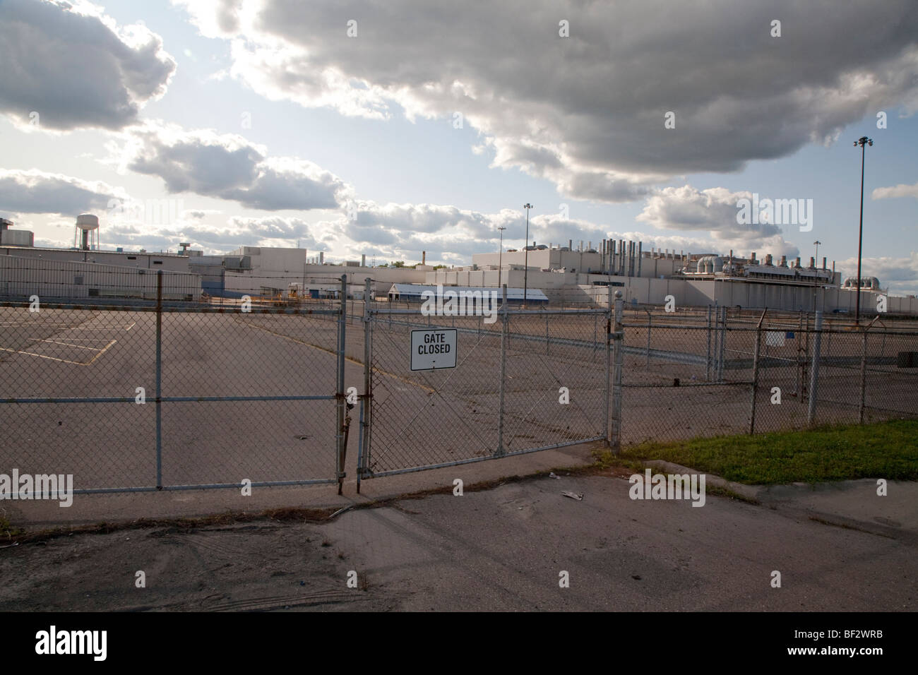 Ford closed hi-res stock photography and images - Alamy