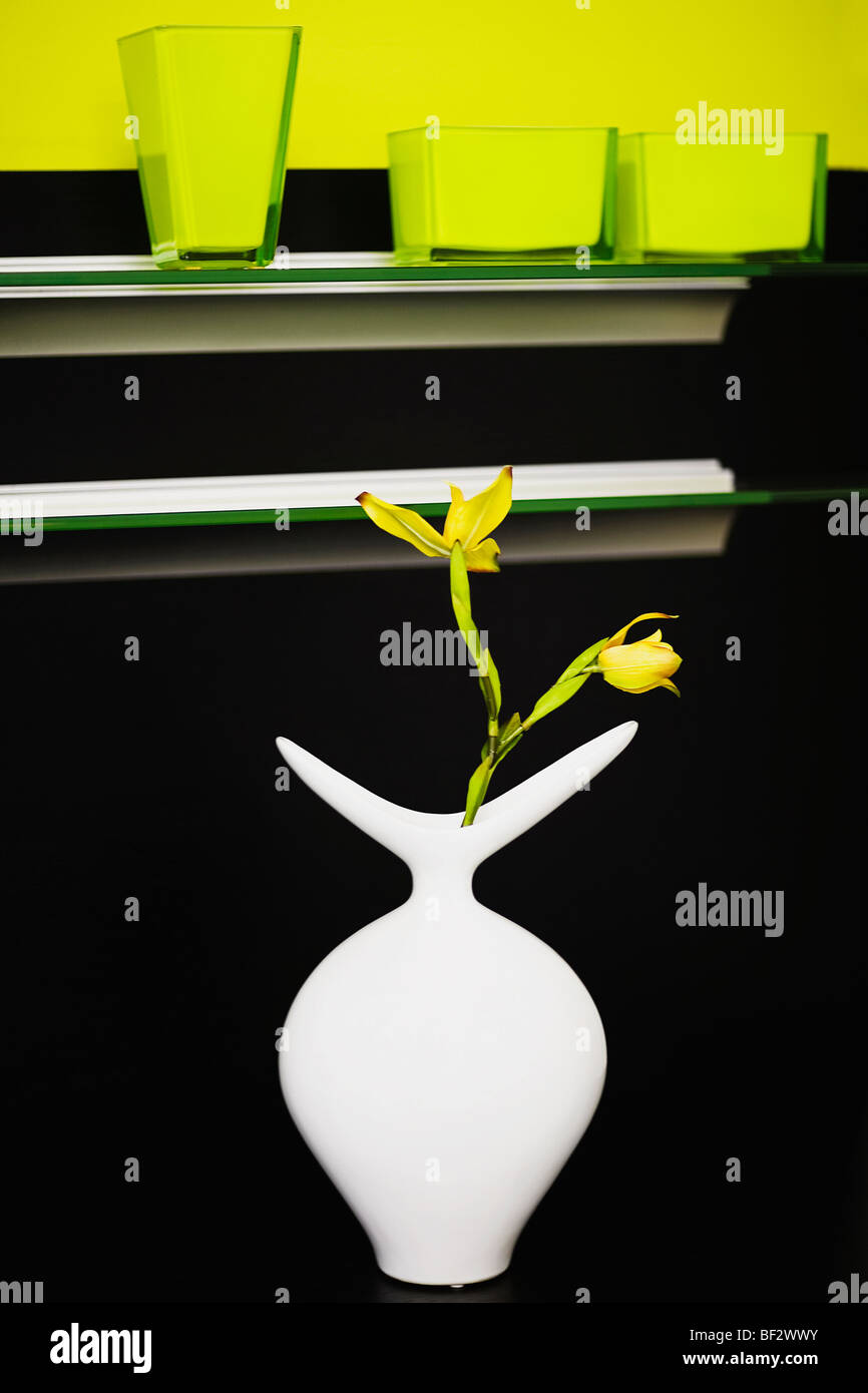 Vase production hi-res stock photography and images - Alamy