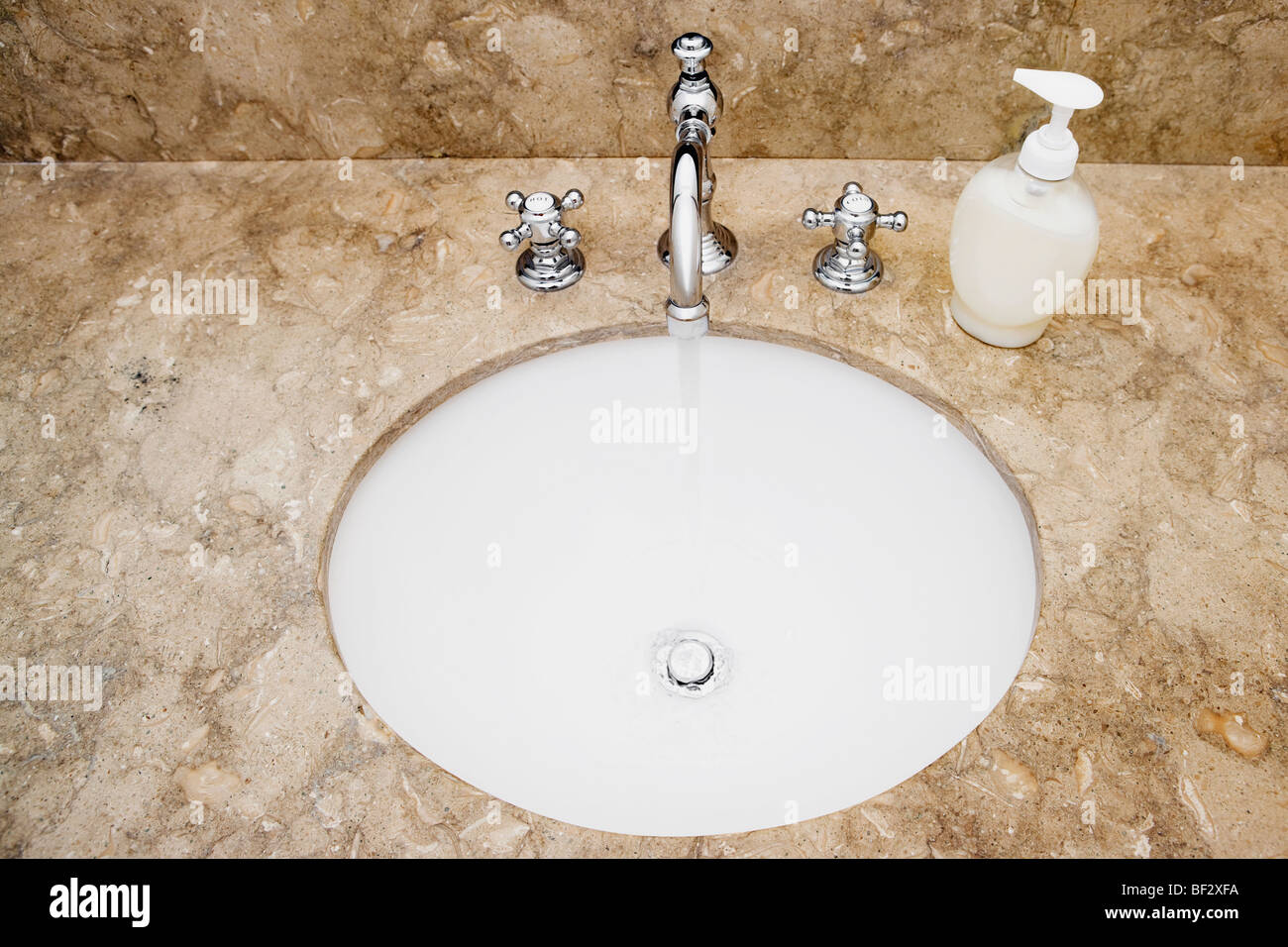 Close-up of a bathroom sink Stock Photo - Alamy