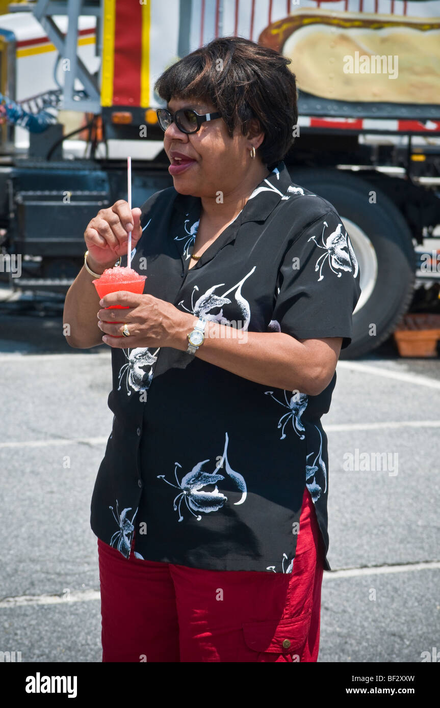 Clyde Beatty Cole Brothers Bros. Circus largest traveling show under ...