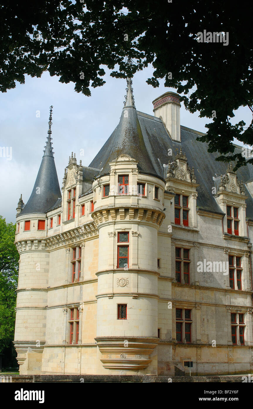 Azay- le- Rideau chateau. Castle of Azay-le-Rideau,built in Renaissance ...