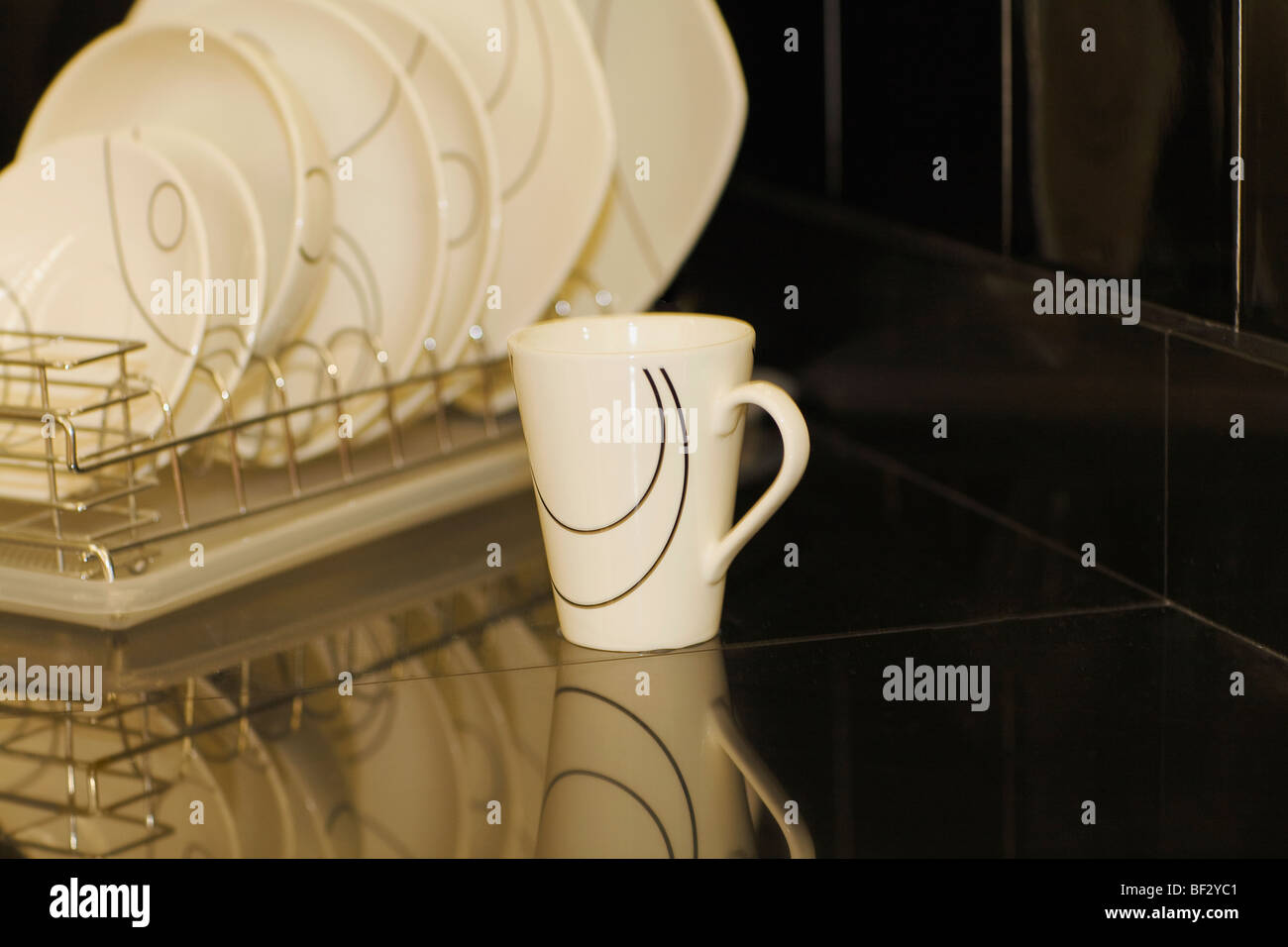Artistic crockery hi-res stock photography and images - Alamy