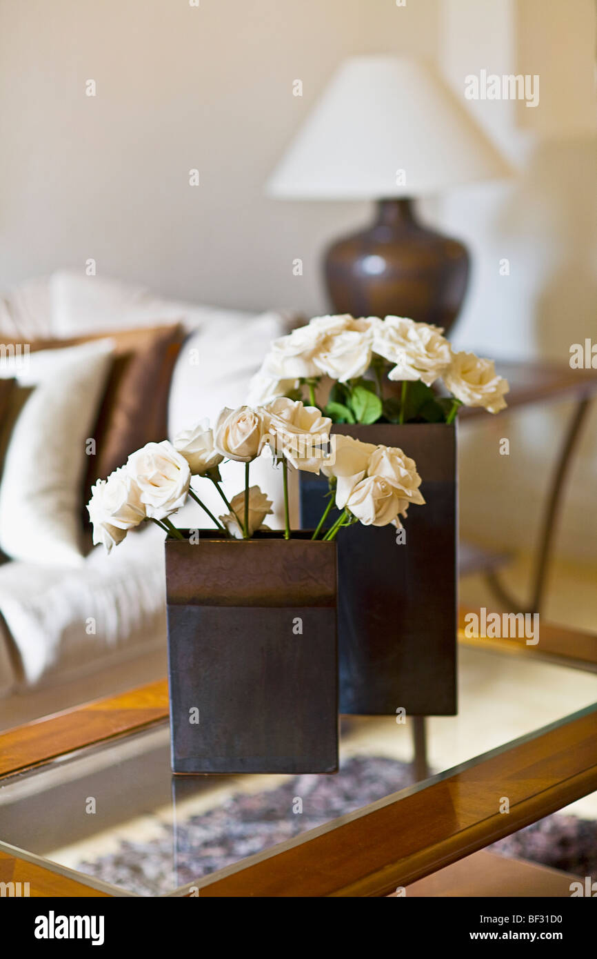 Grouping of vases hi-res stock photography and images - Alamy