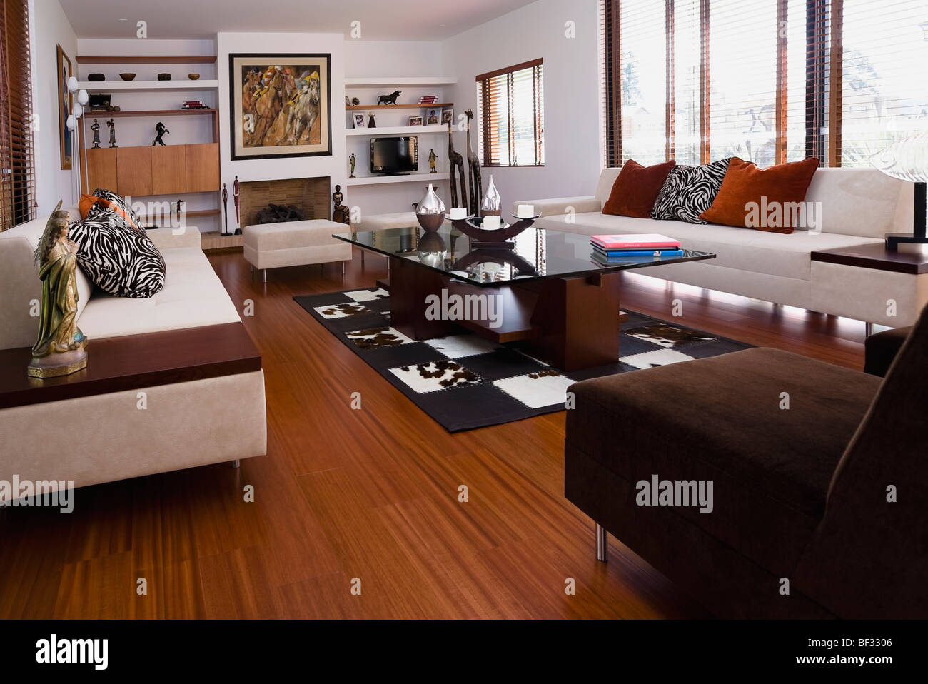 Interiors of a living room Stock Photo - Alamy
