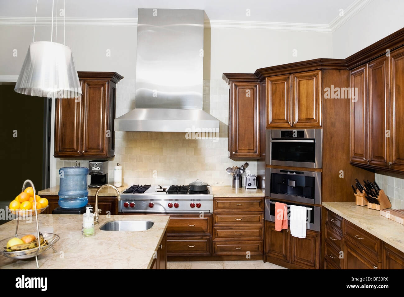 Interiors of a domestic kitchen Stock Photo - Alamy