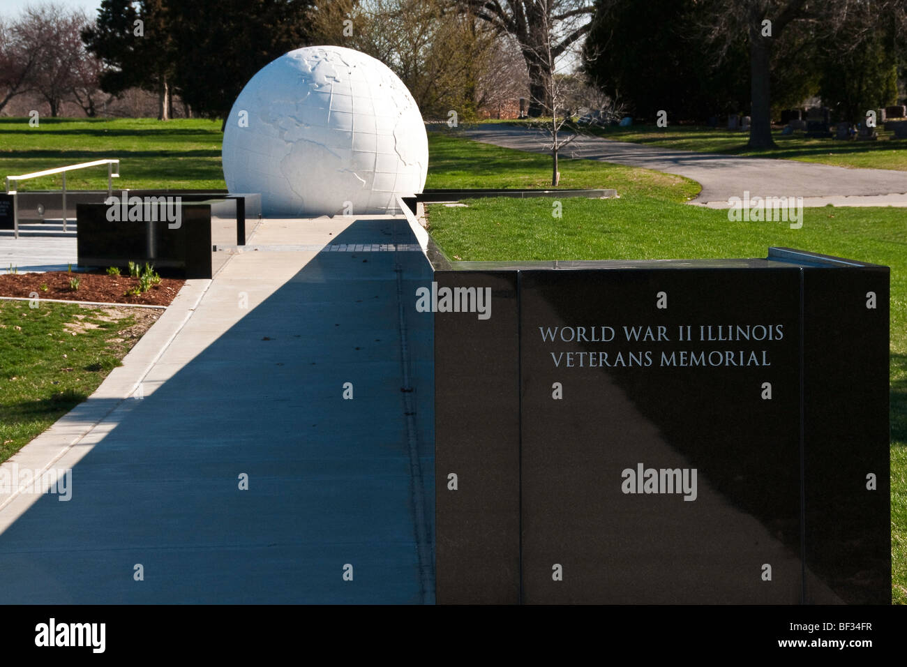 World war ii illinois veterans memorial hi-res stock photography and ...
