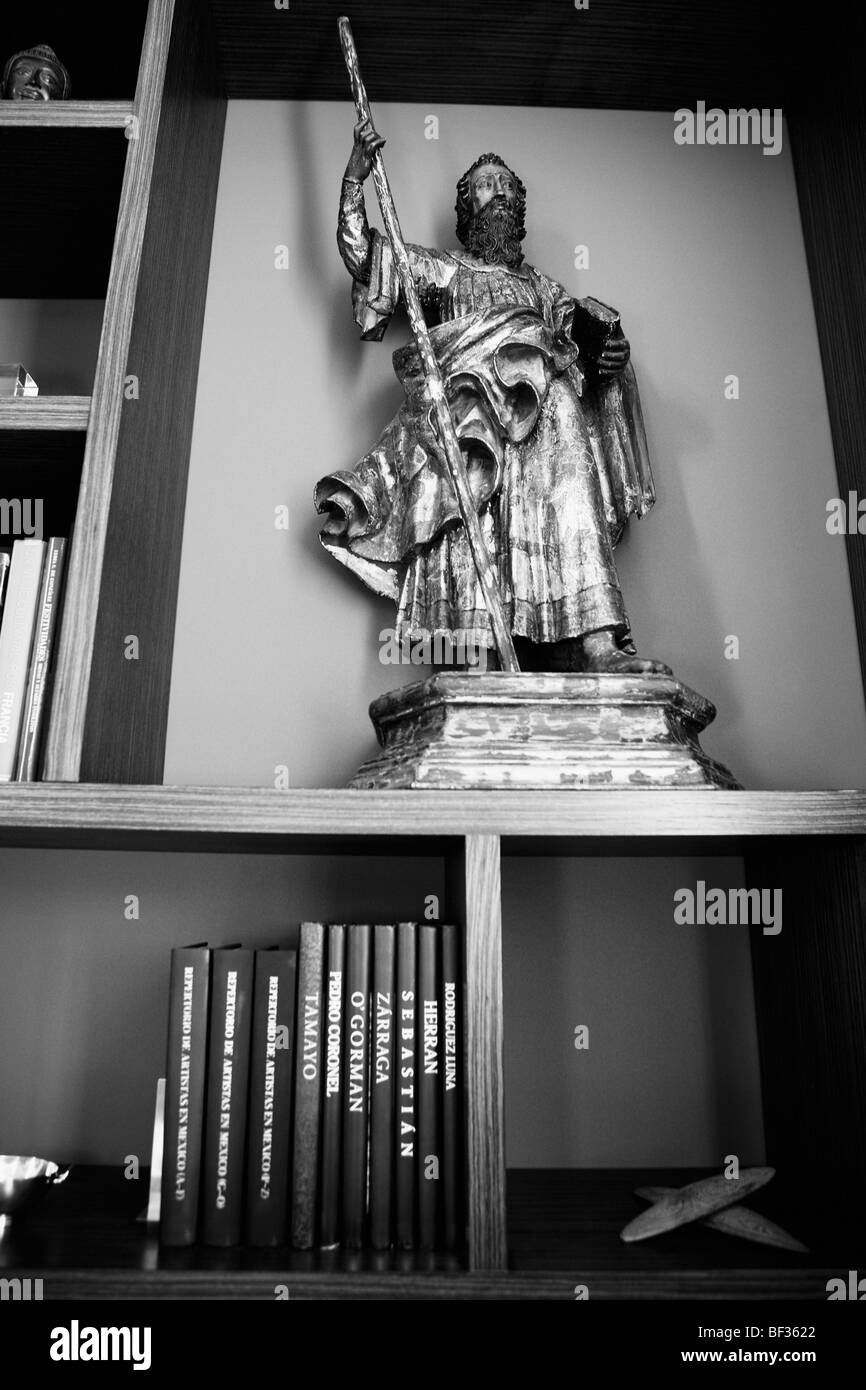 Shelf furniture hi-res stock photography and images - Alamy