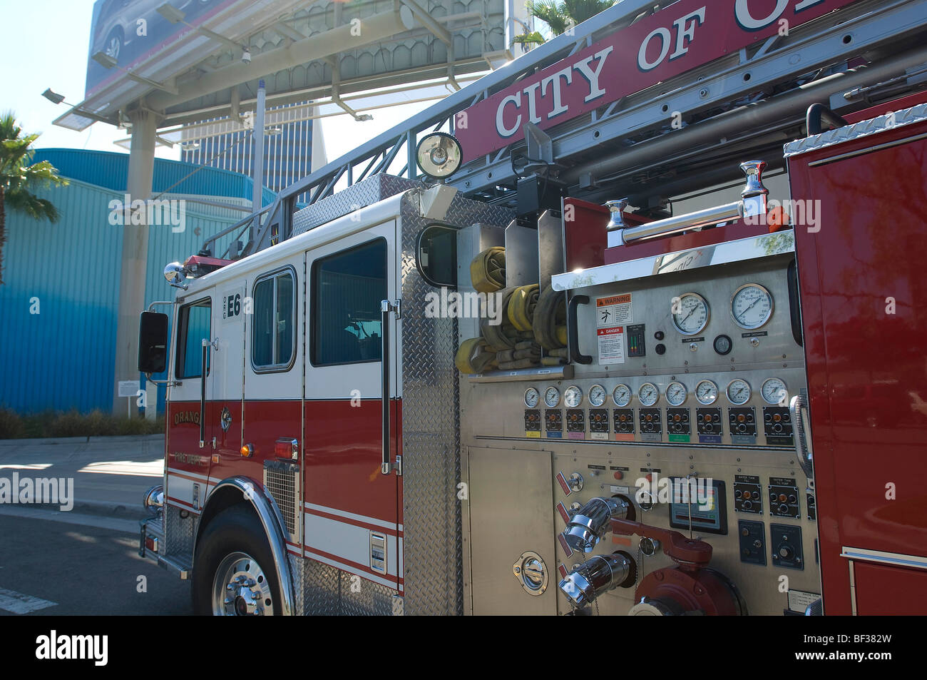 Fire truck gauges controls hi-res stock photography and images - Alamy