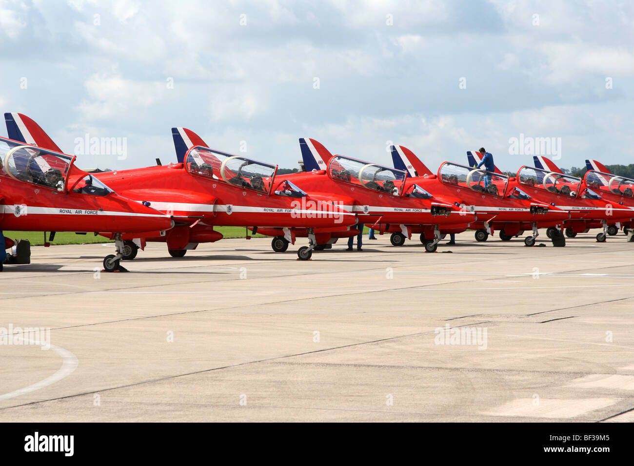 Royal Air Force Aerobatic team, the Red Arrows Stock Photo - Alamy
