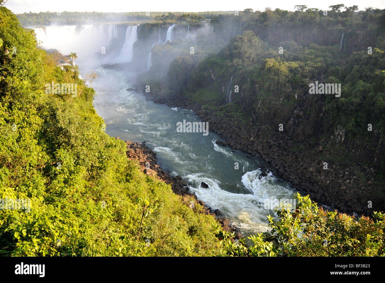 Iguazu falls brazil argentina border hi-res stock photography and ...